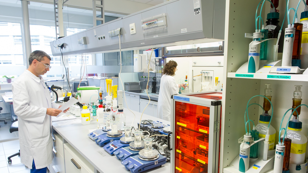 Digitaler Zwilling der Qualitätskontrolllabore der BASF