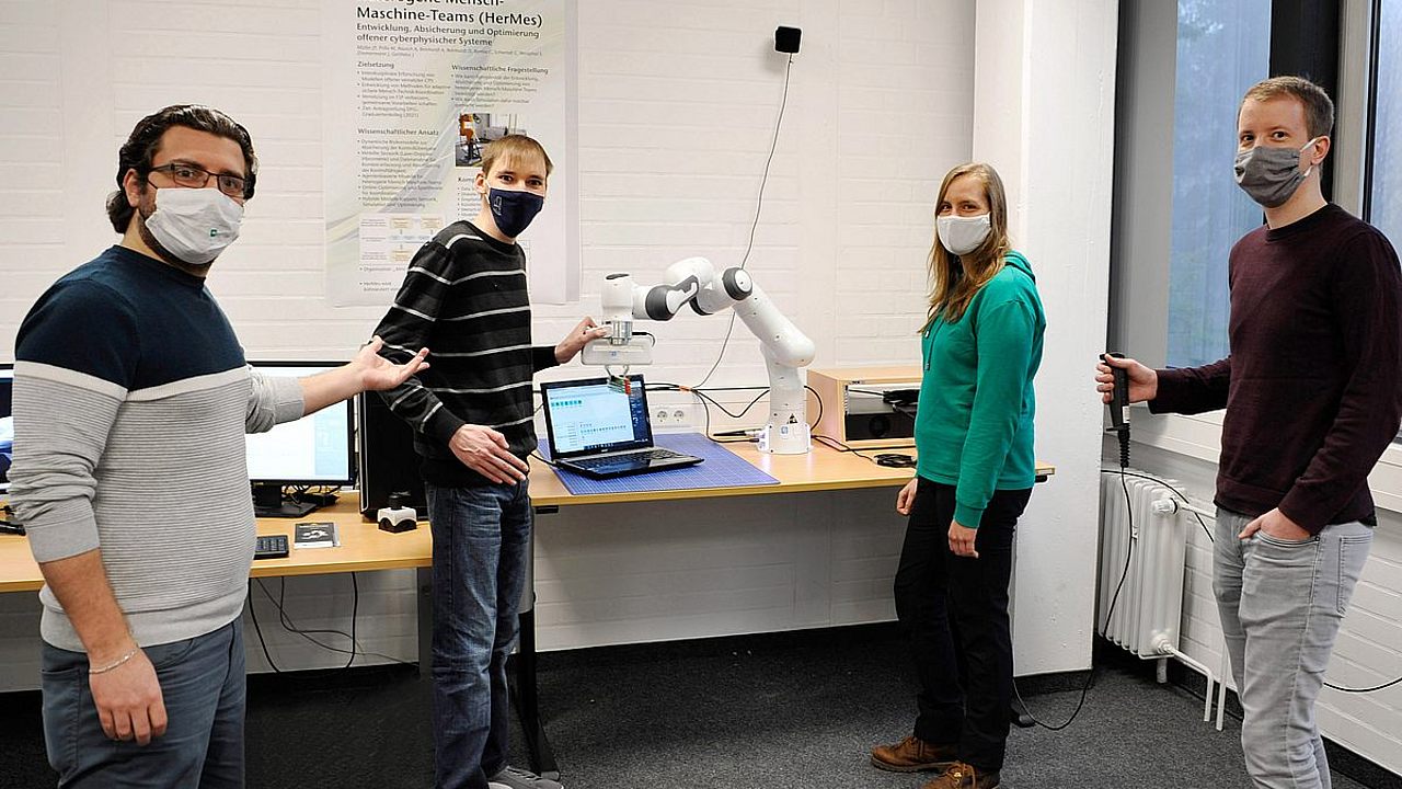 Human-machine-collaboration